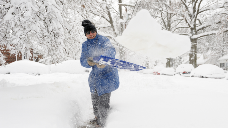 12 Snow Shoveling Safety Tips